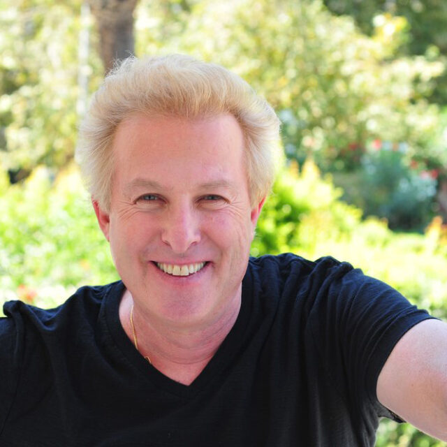 Universal Music Group artist Justin Chart is a alto saxophonist